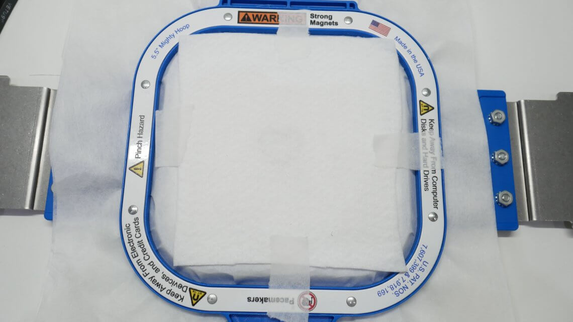 ITH LED Cover mit Fenster - Maschinensticken und Freebies